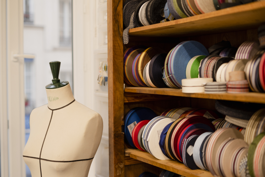 Anthony Peto e la funzione psicologica dei suoi cappelli. — Toh! Magazine