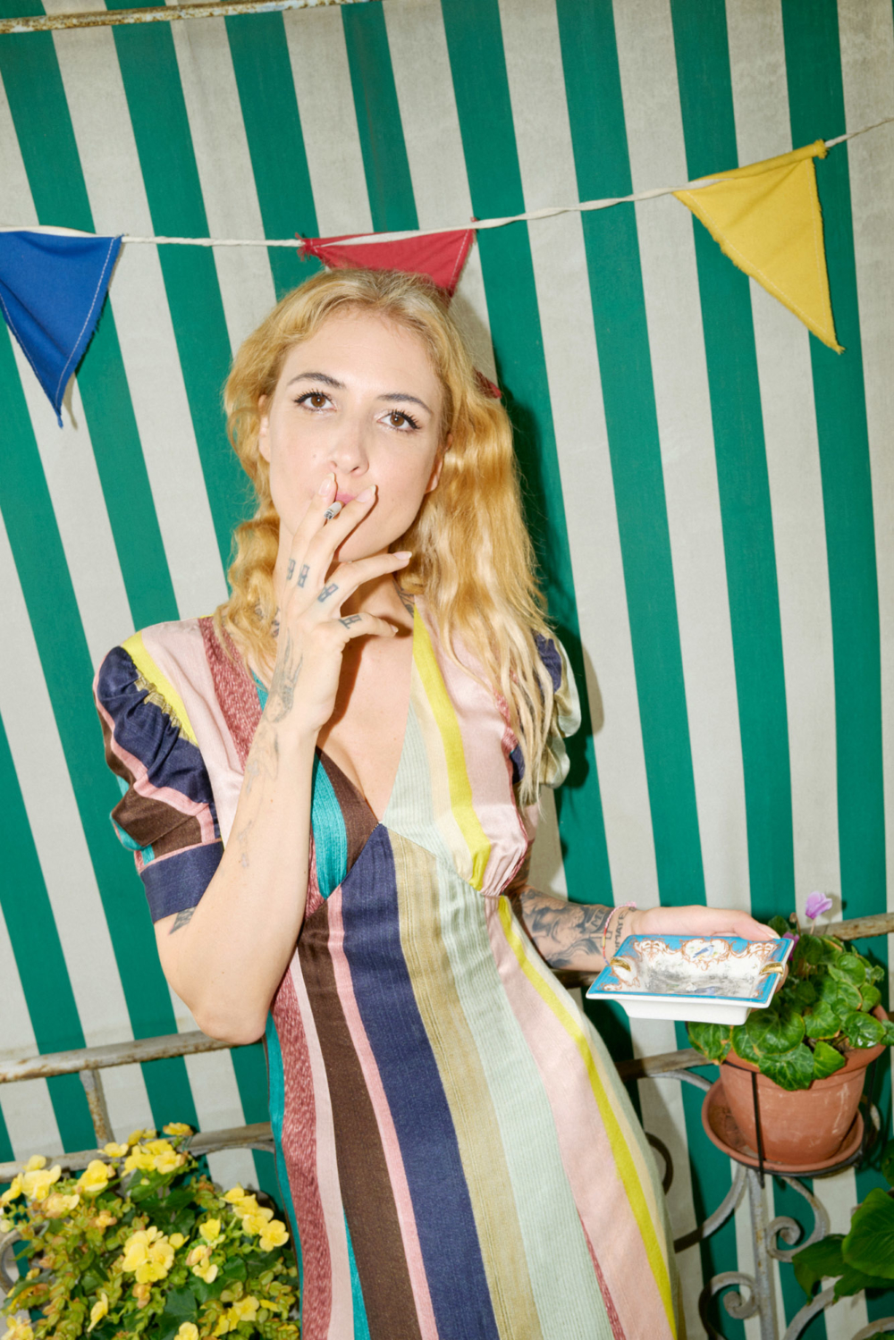 Ema Stokholma: vivo per il mio bene (e il vostro) — Toh! Magazine