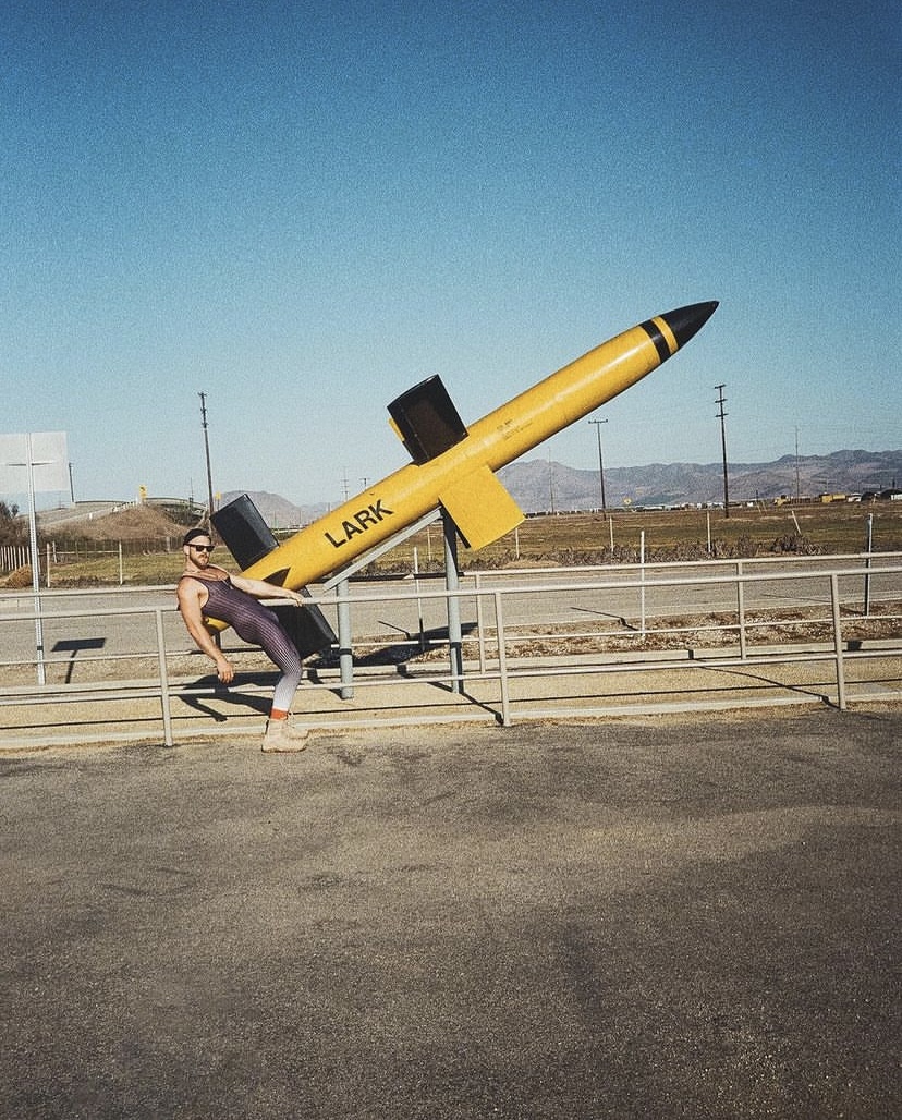 Jun Lu e la sua versione sexy e leggera del mondo queer.